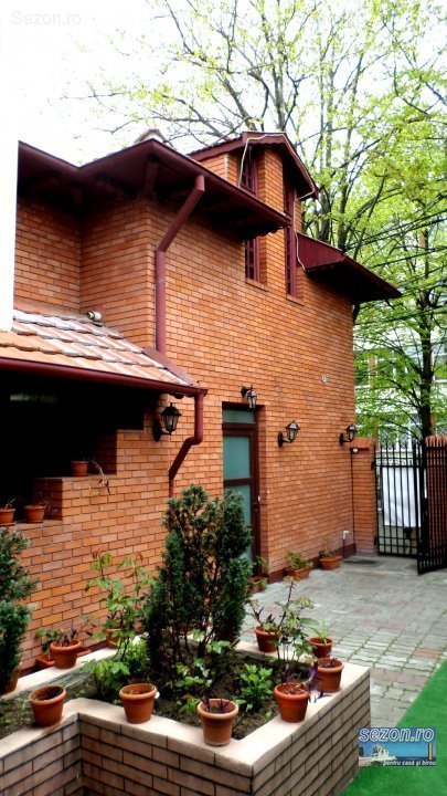 Ultracentral Constanta 200 mp gradinita after school cabinete medicale